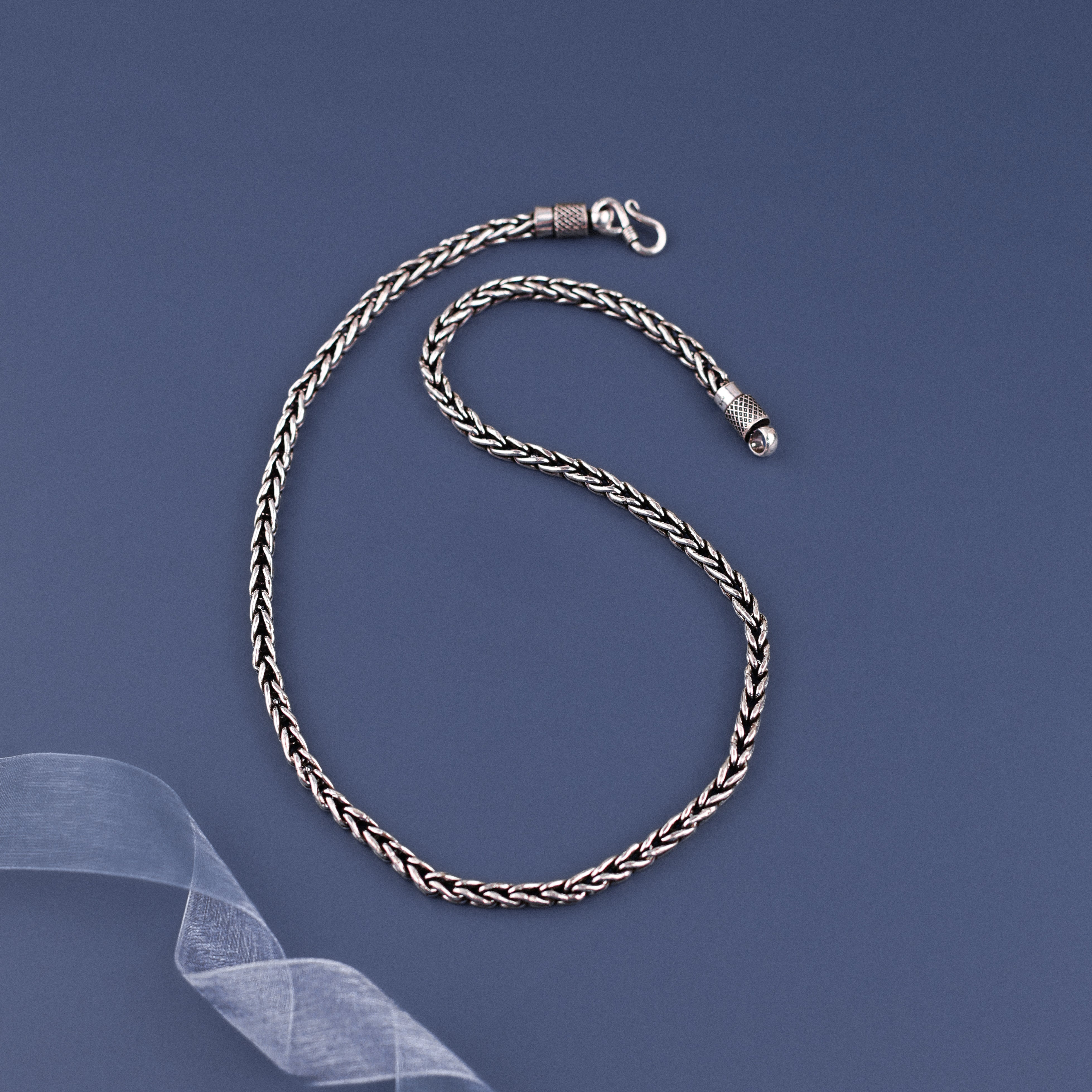 Lucent Bind Chain – Sterluv